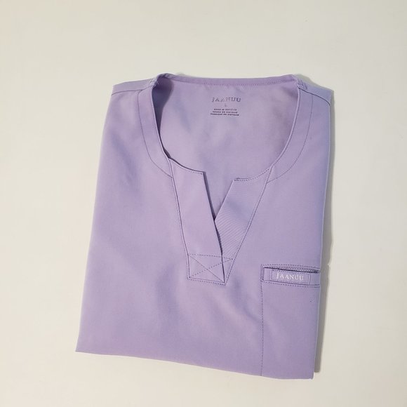 Jaanuu | Tops | Jaanuu Lilac Light Purple Pocket Tuckin Scrub Top Large | Poshmark